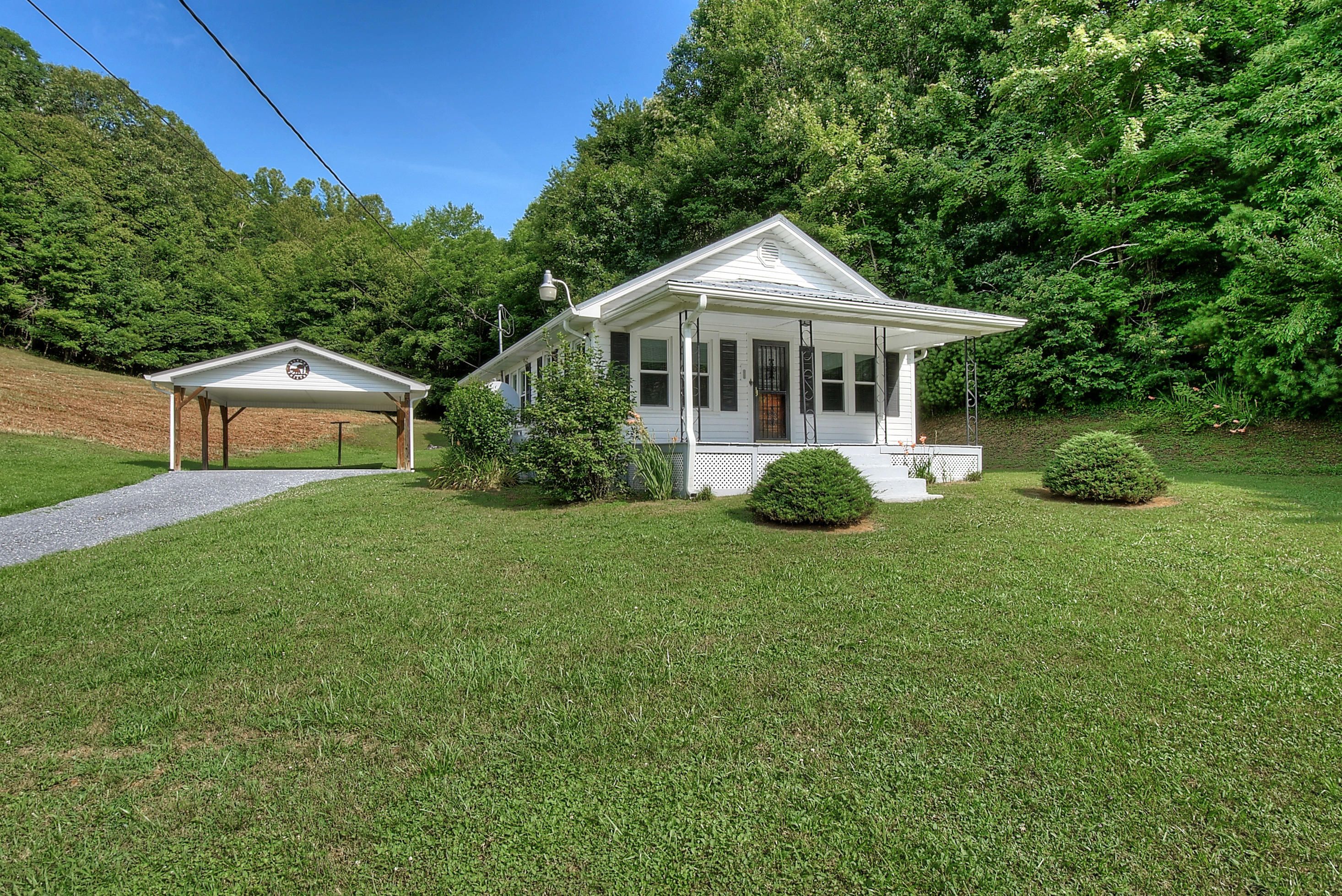 Hampton, Carter County, TN House for sale Property ID: 338678779 ...