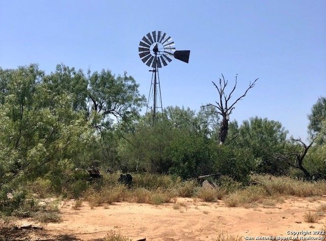 Encinal, La Salle County, TX Farms and Ranches for sale Property ID ...