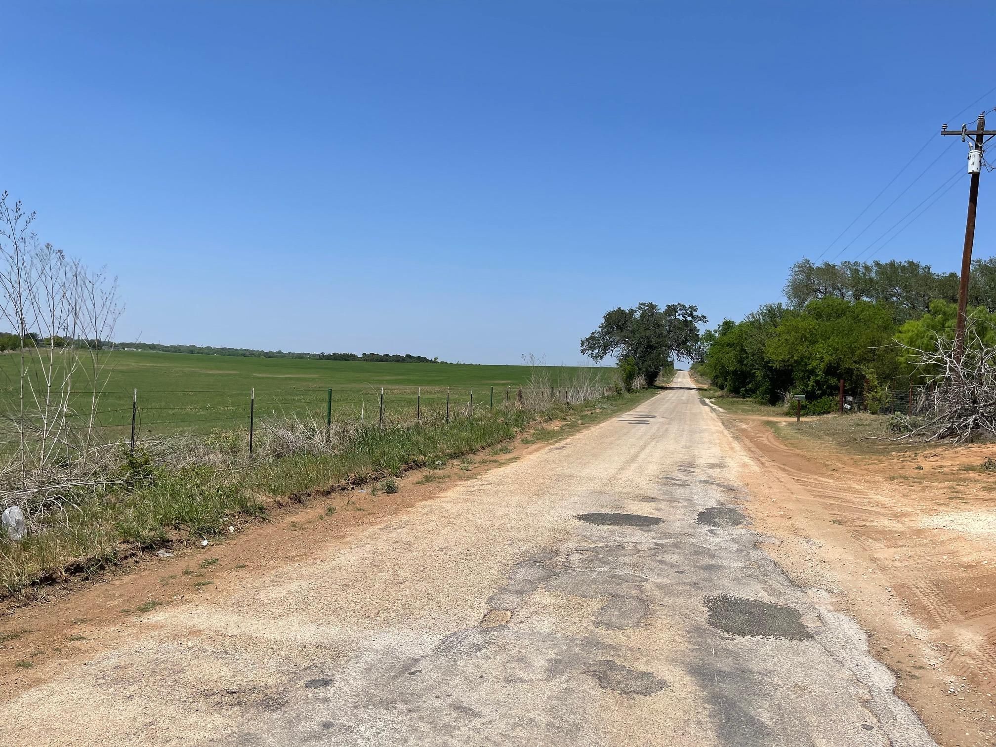 580 County Road 7711, Devine, TX 78016 | LandWatch