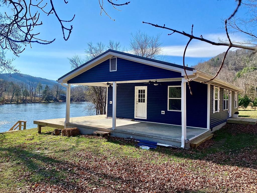 Del Rio, Cocke County, TN Lakefront Property, Waterfront Property ...