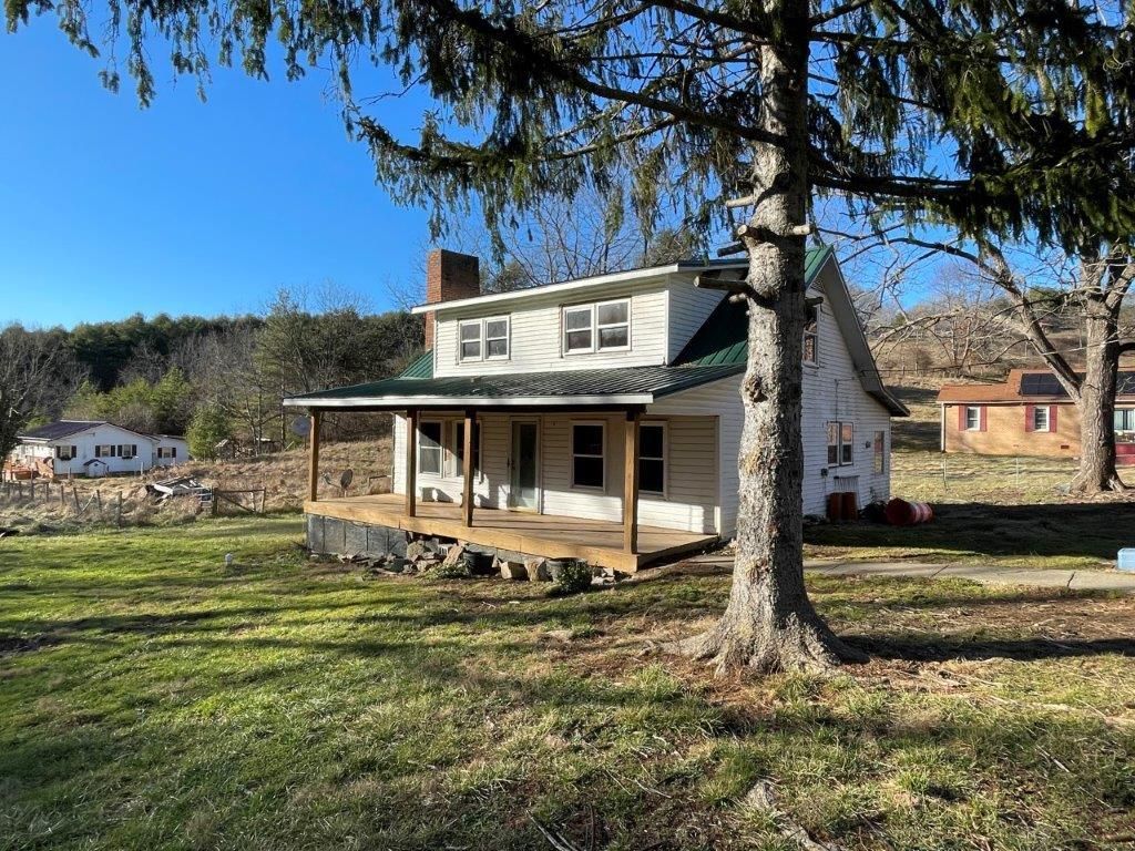 2709 Julia Simpkins Road, Hiwassee, VA 24347 | LandWatch