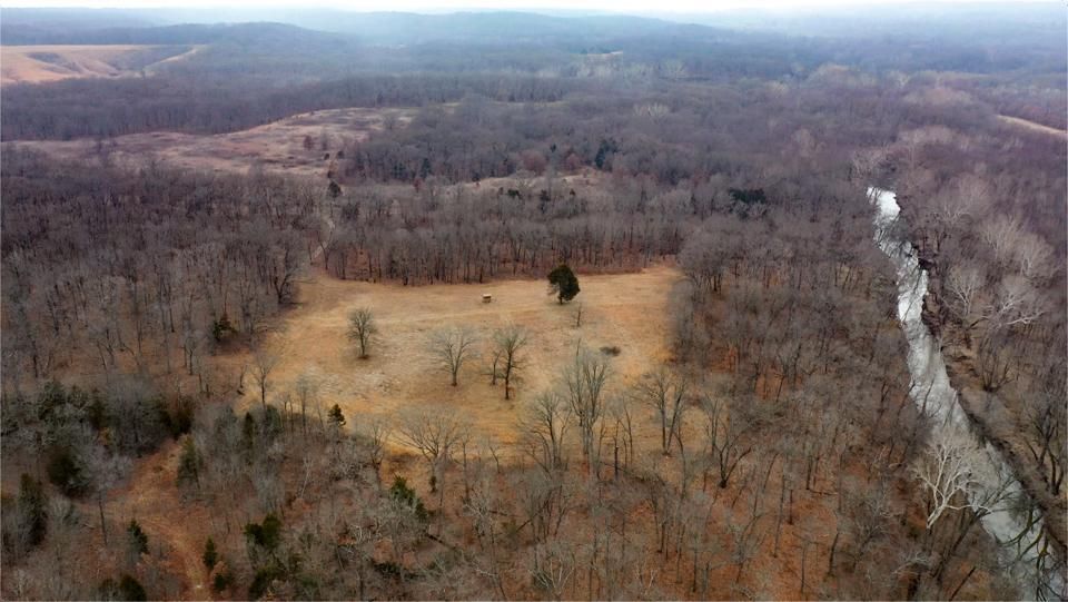 Northeast Highway V, Calhoun, MO 65323 | LandWatch