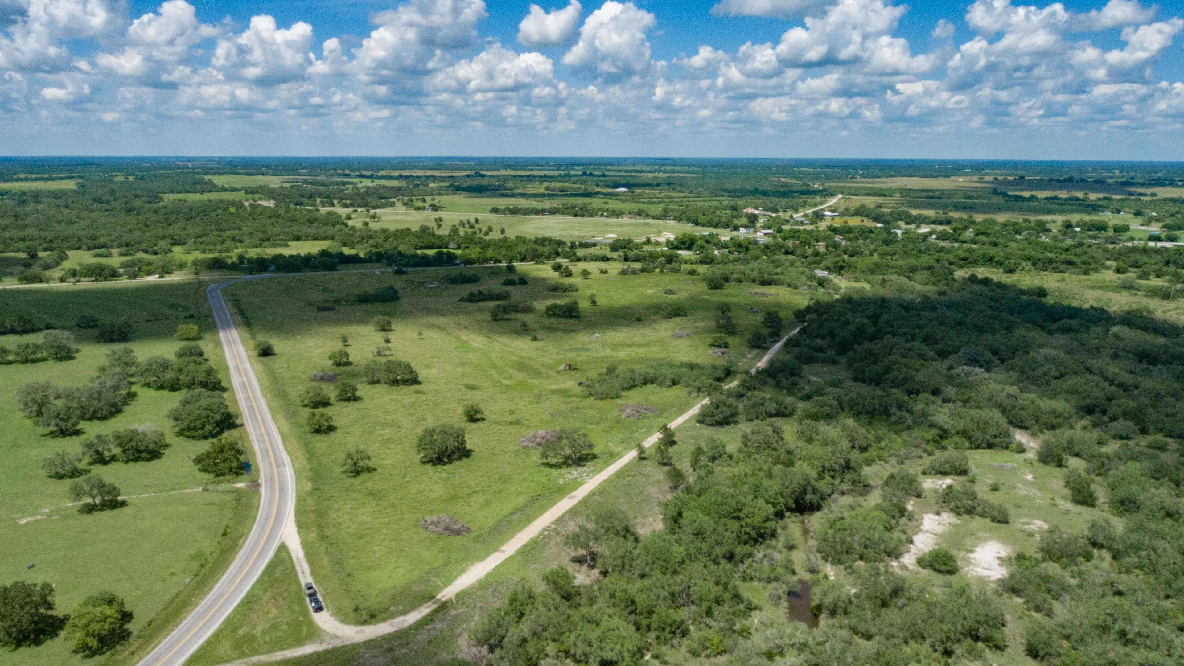 884 Fm, Weesatche, TX 77993 | MLS: 510170 | LandWatch