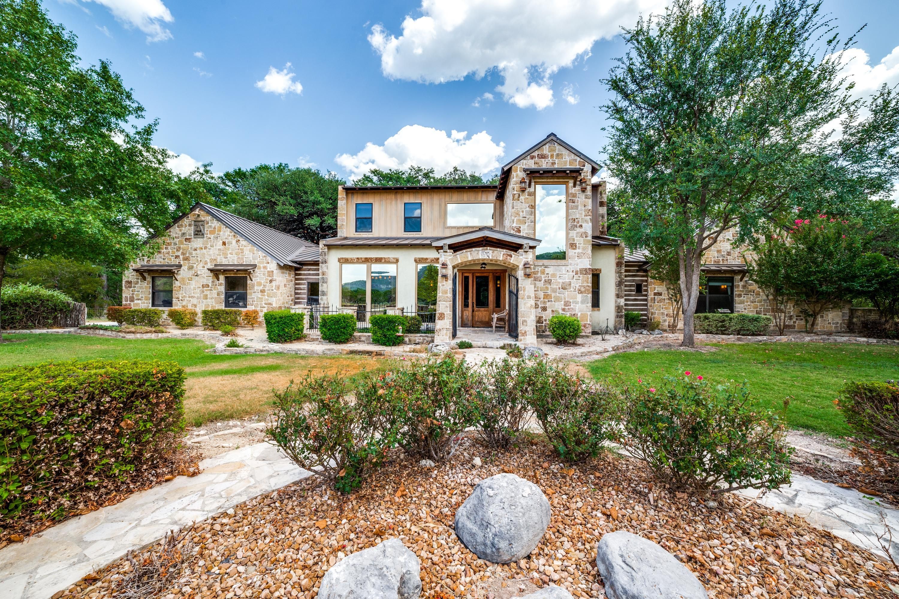 5214 Us Hwy 83 N, Leakey, TX 78873 | MLS: sabor|1708601 | LandWatch