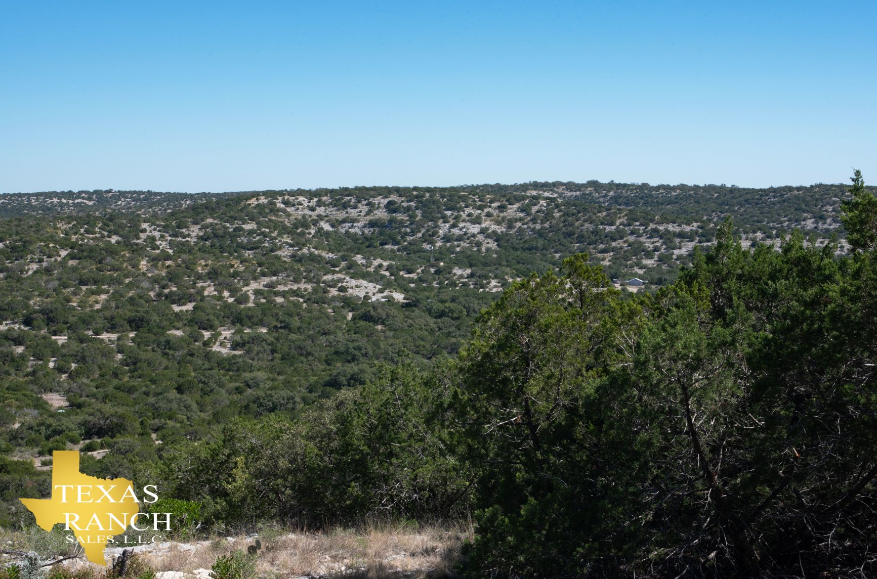 142 acres in Rocksprings, TX, 78880 | LandWatch