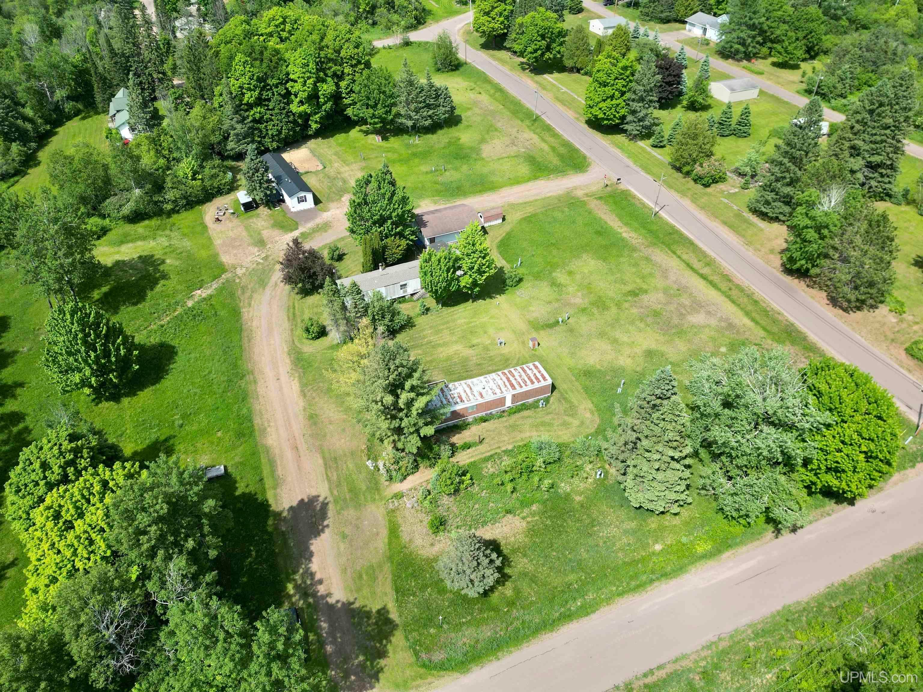 Wakefield, Gogebic County, MI House for sale Property ID: 417018252 ...