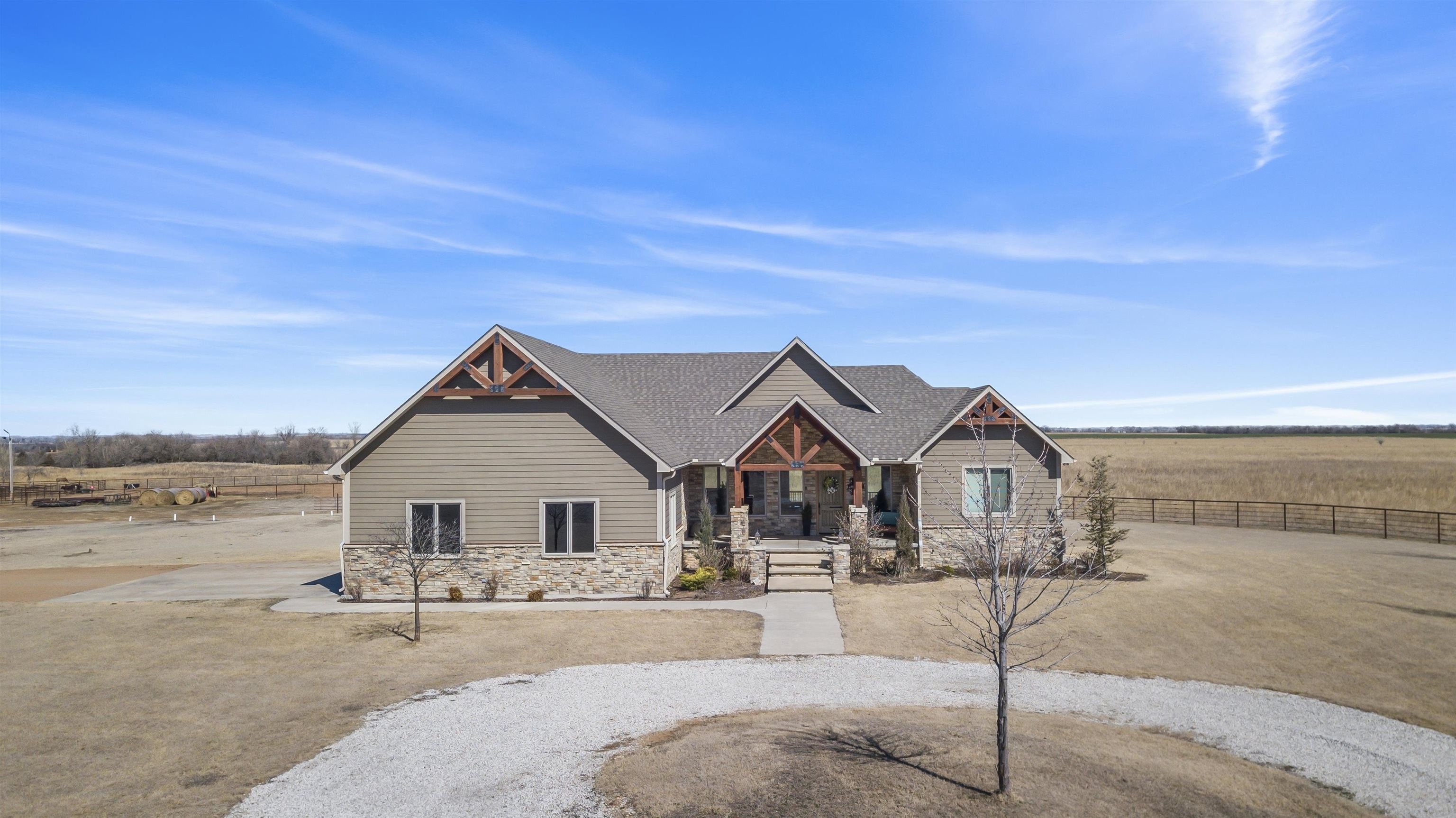 Pretty Prairie, Reno County, KS House for sale Property ID: 419037263 ...
