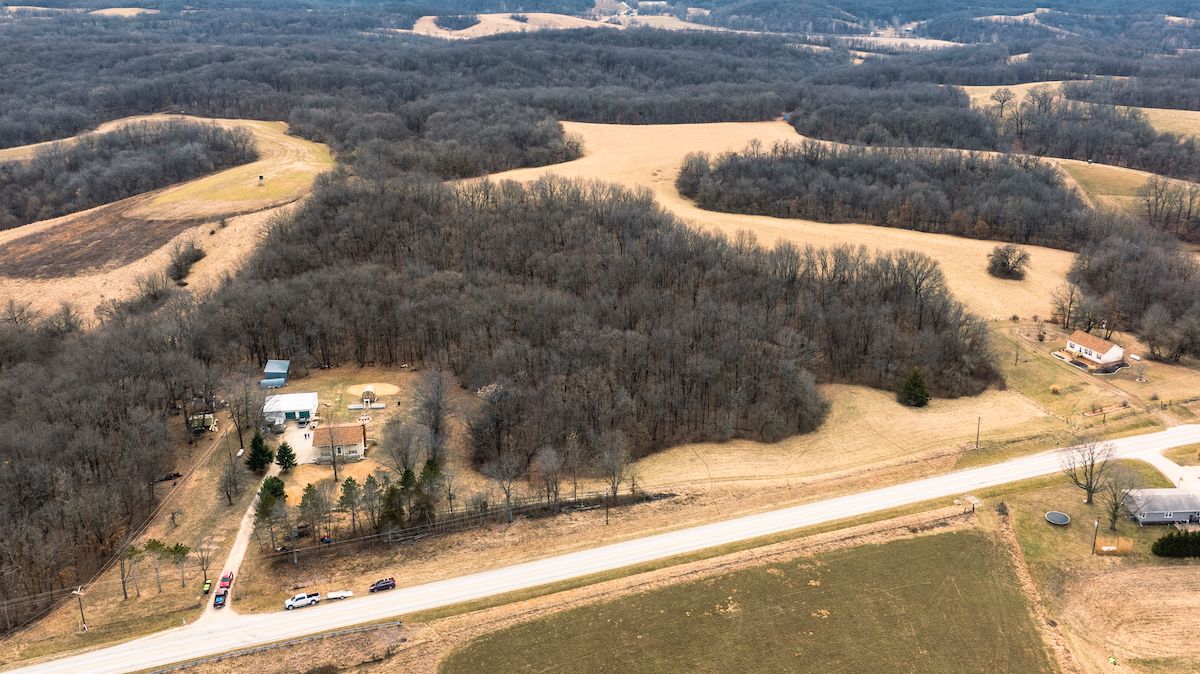 42187 County Highway 10, Nebo, IL 62355 | LandWatch