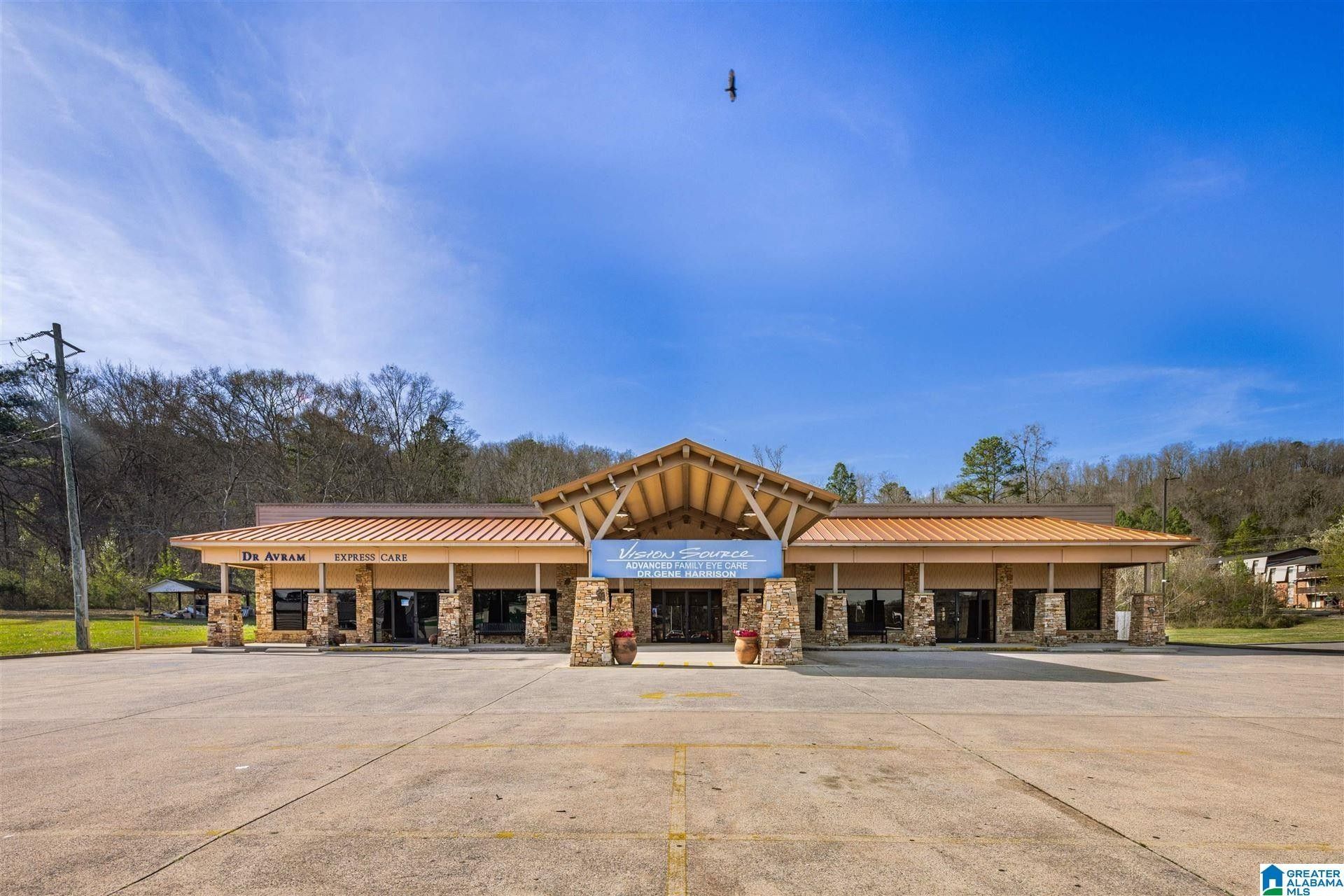 2040 2ND AVENUE, Oneonta, AL 35121 | MLS: 21380274 | LandWatch