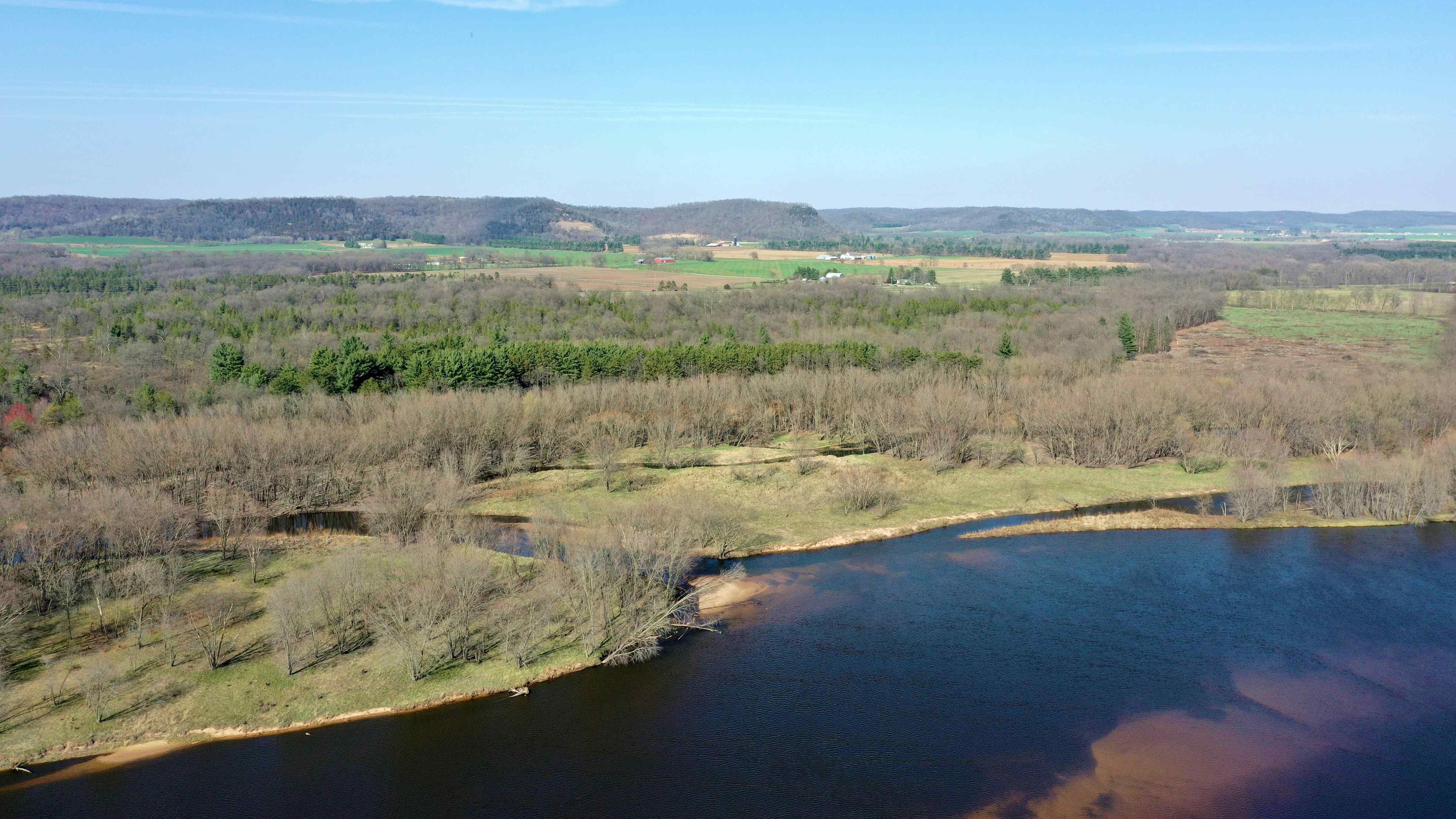 34095 Brian Lane, Lone Rock, WI 53556 | LandWatch