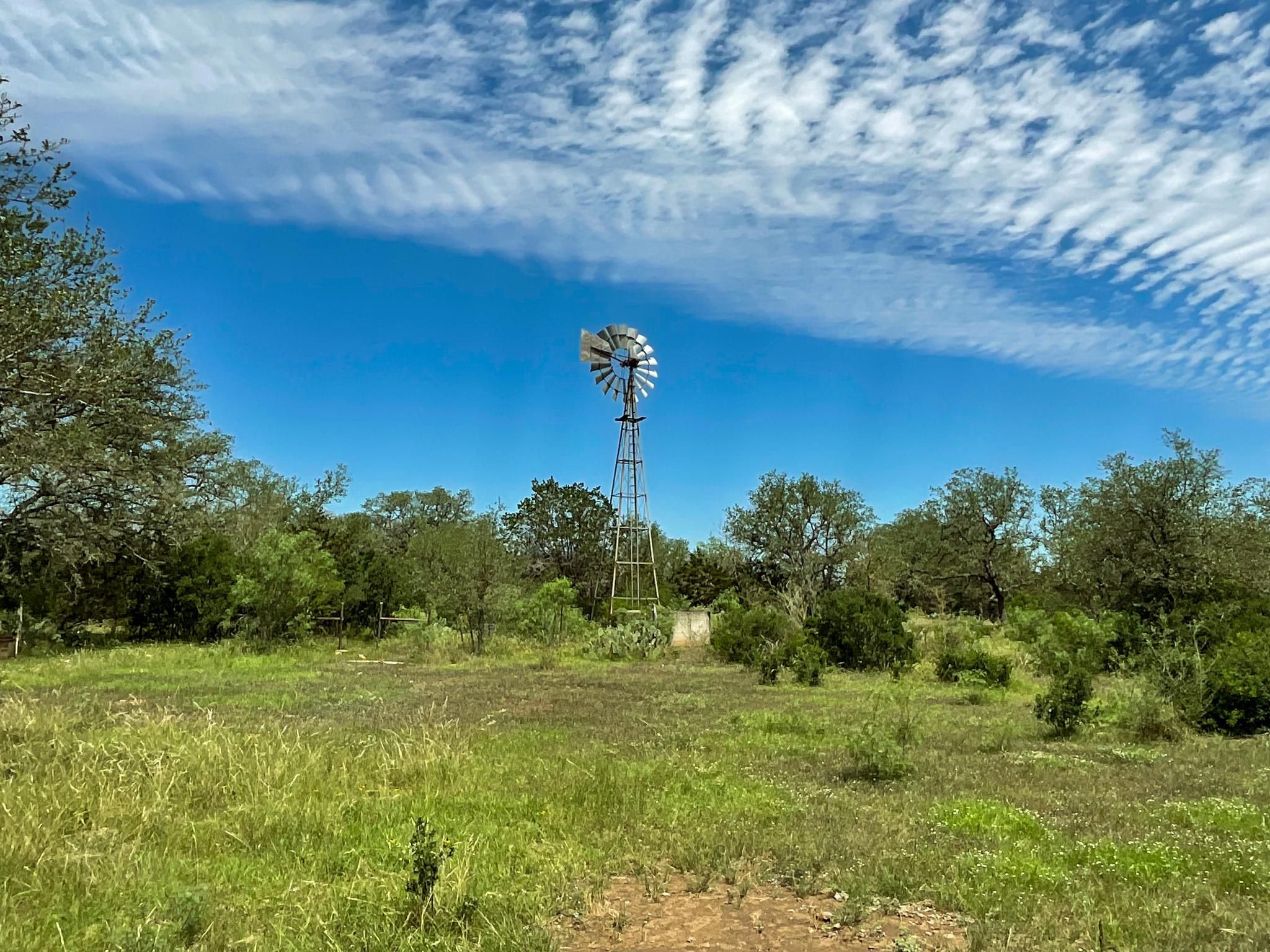 1827 County Road 232, Hondo, TX 78861 | LandWatch