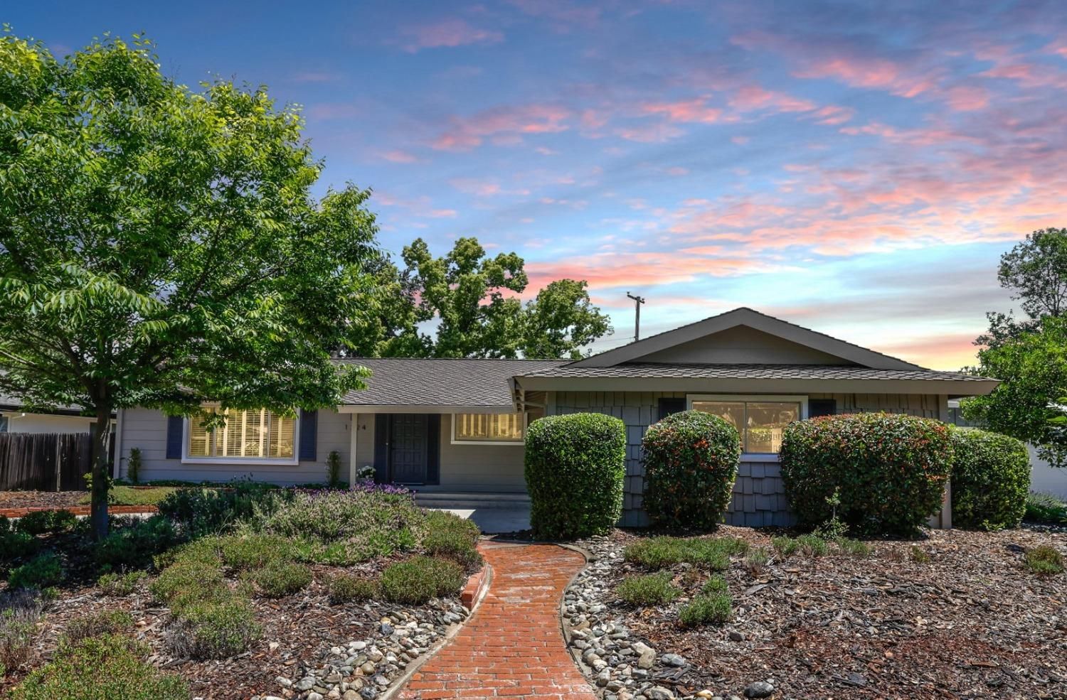 1324 Gary Way, Carmichael, CA 95608 | MLS: 224053204 | LandWatch