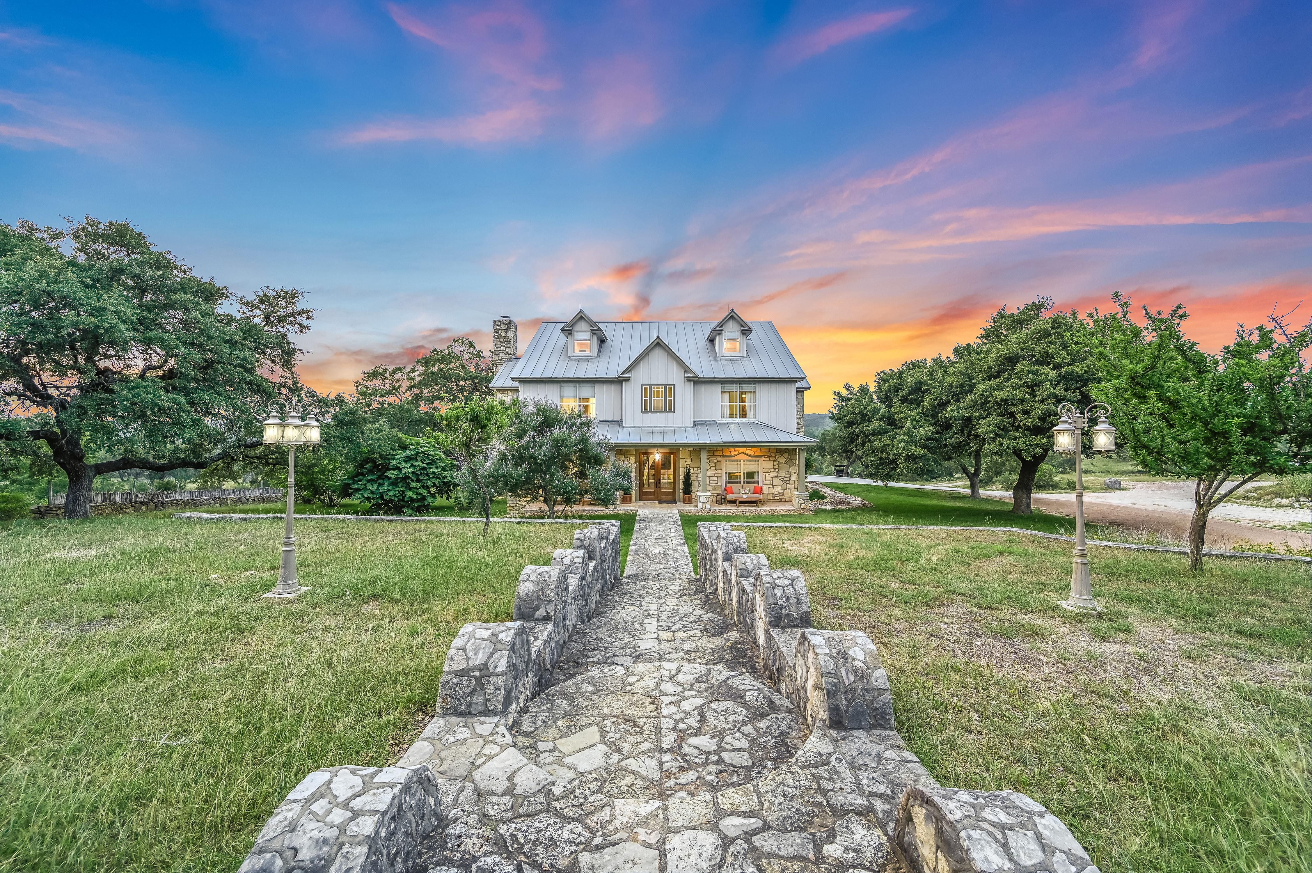 1174 Royal Eagle Drive, Fischer, TX 78623 | MLS: 9045838 | LandWatch