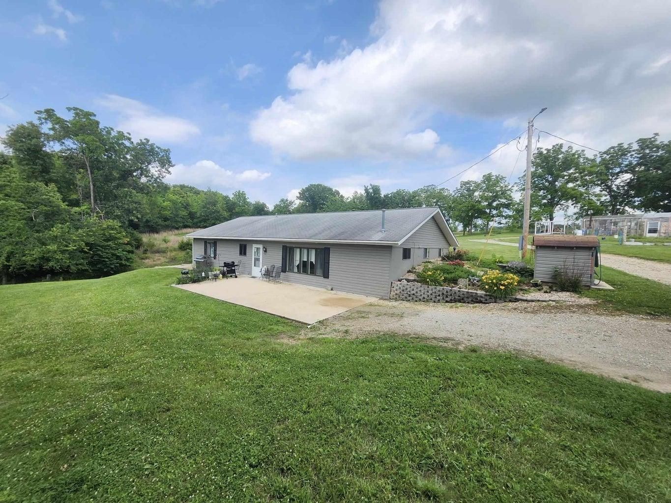 6648 County Line Road, Graff, MO 65660 | MLS: 60270365 | LandWatch