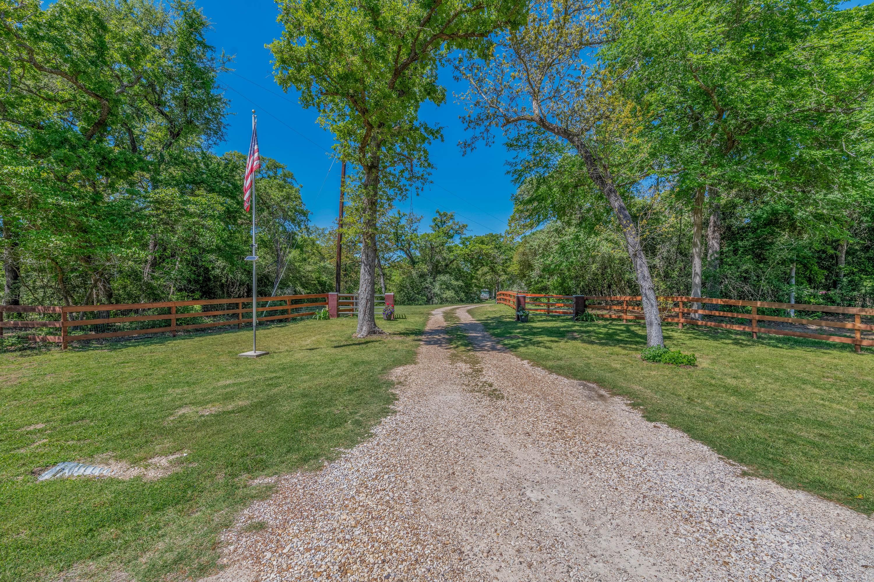 17686 County Road 473, Somerville, TX 77879 | MLS: 24007425 | LandWatch