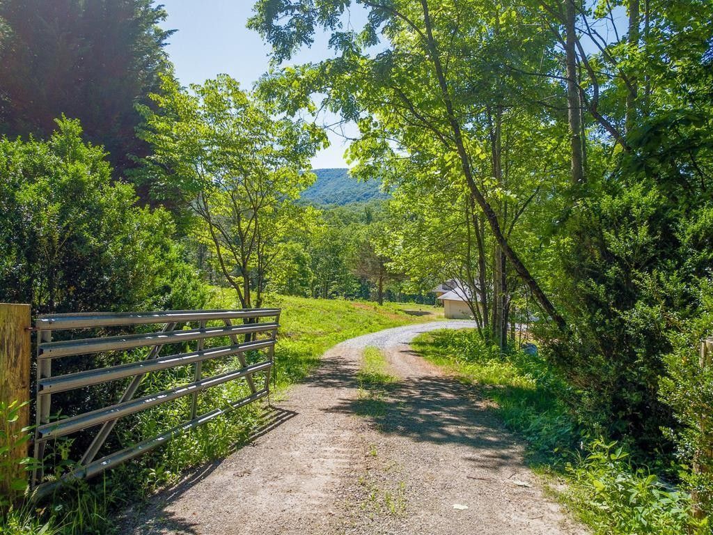 8125 Ellijay Road, Franklin, NC 28734 | MLS: 26037034 | LandWatch