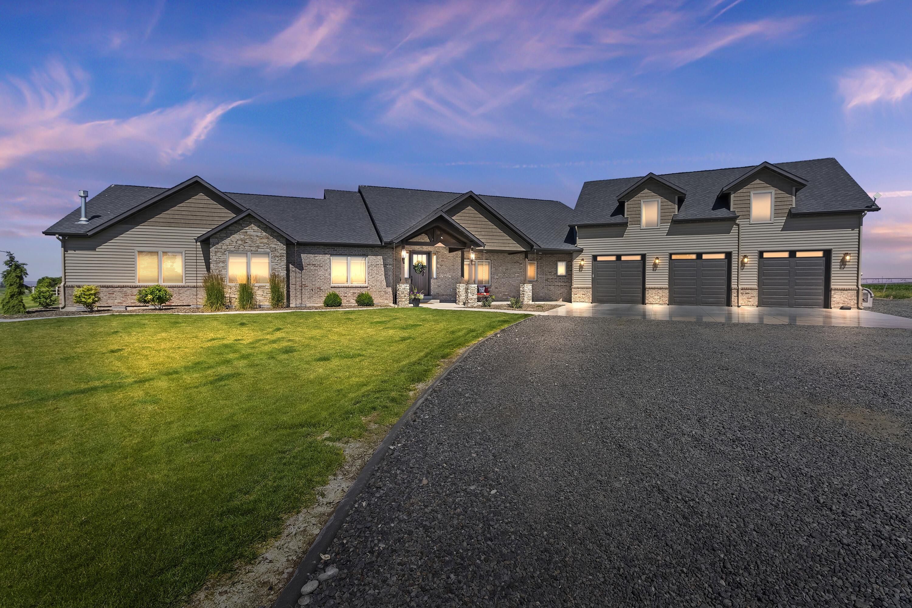 2851 S 1700 E, Wendell, ID 83355 | MLS: 24-332105 | LandWatch