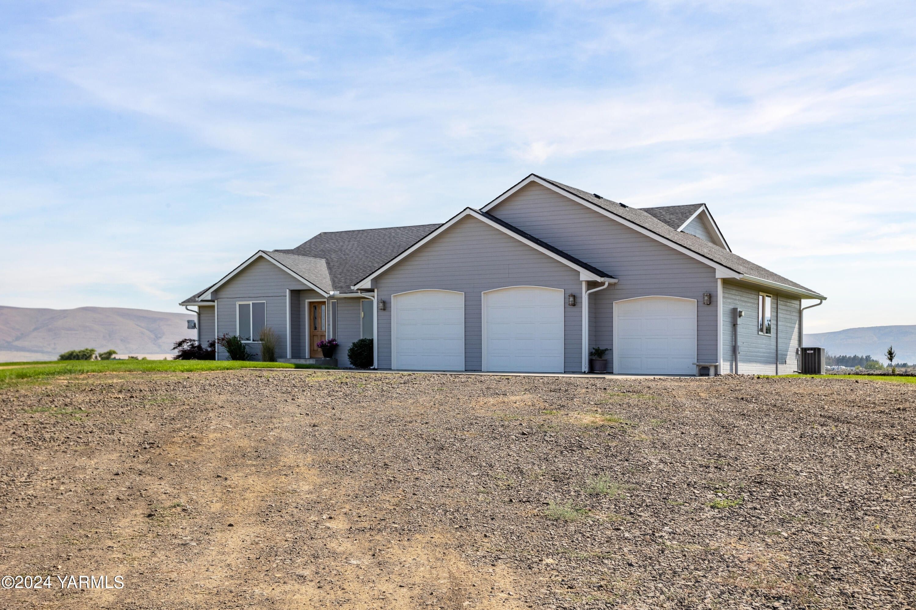 1376 Songbird Way, Yakima, WA 98908 | MLS: 24-1683 | LandWatch