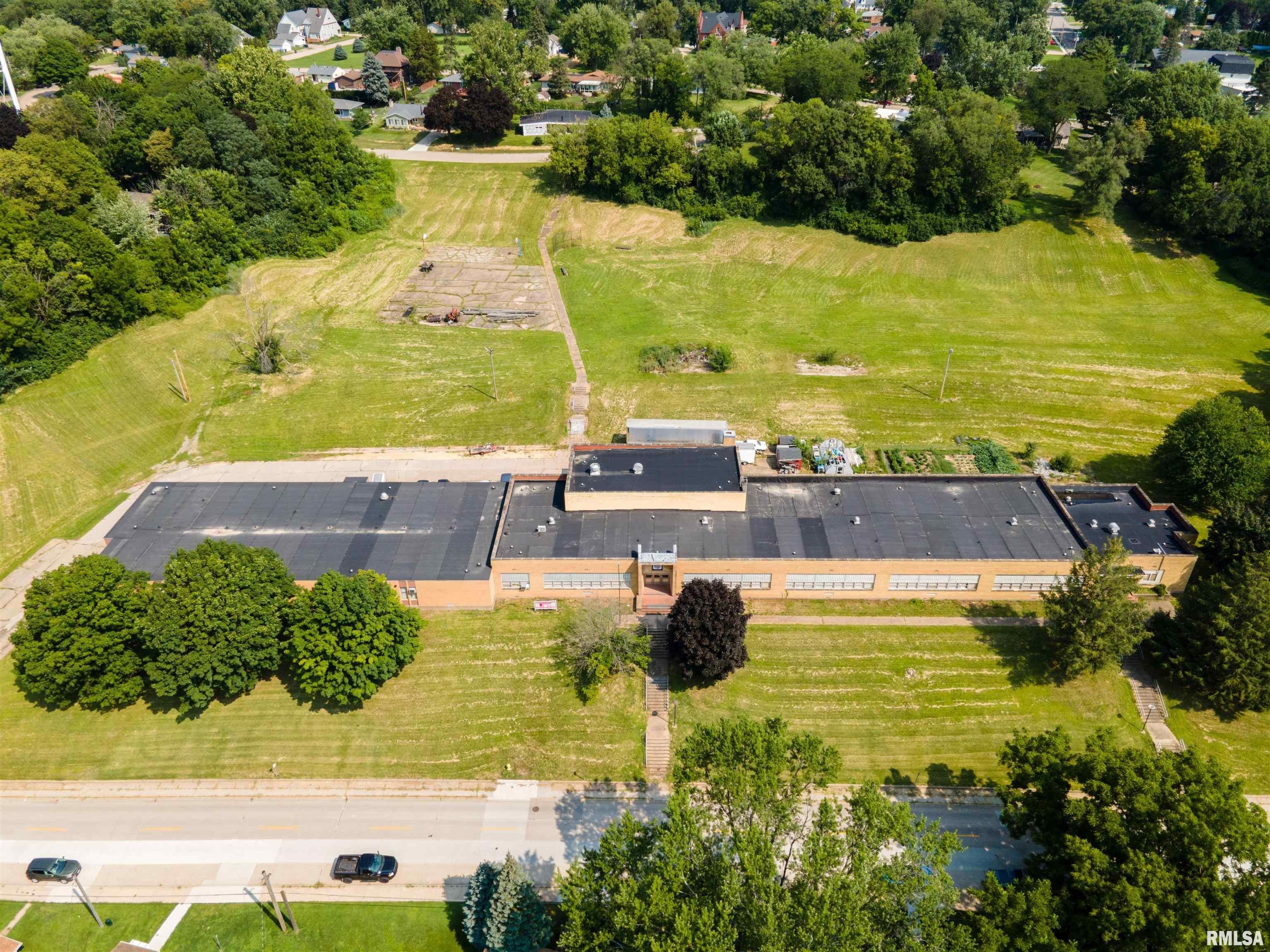 1850 S BLUFF Boulevard, Clinton, IA 52732 | MLS: QC4255150 | LandWatch