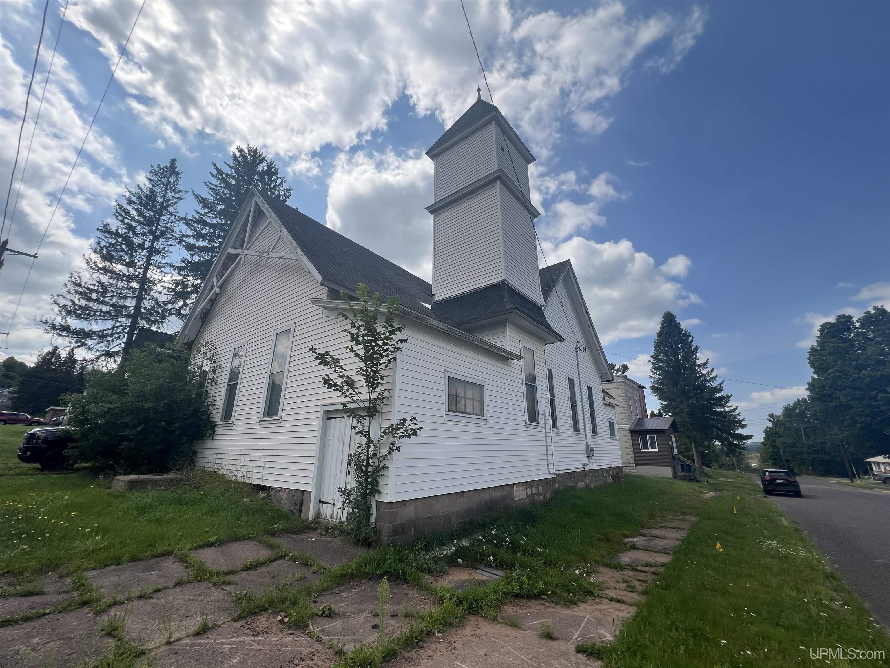 400 S Moore, Bessemer, MI 49911 | MLS: 50153350 | LandWatch