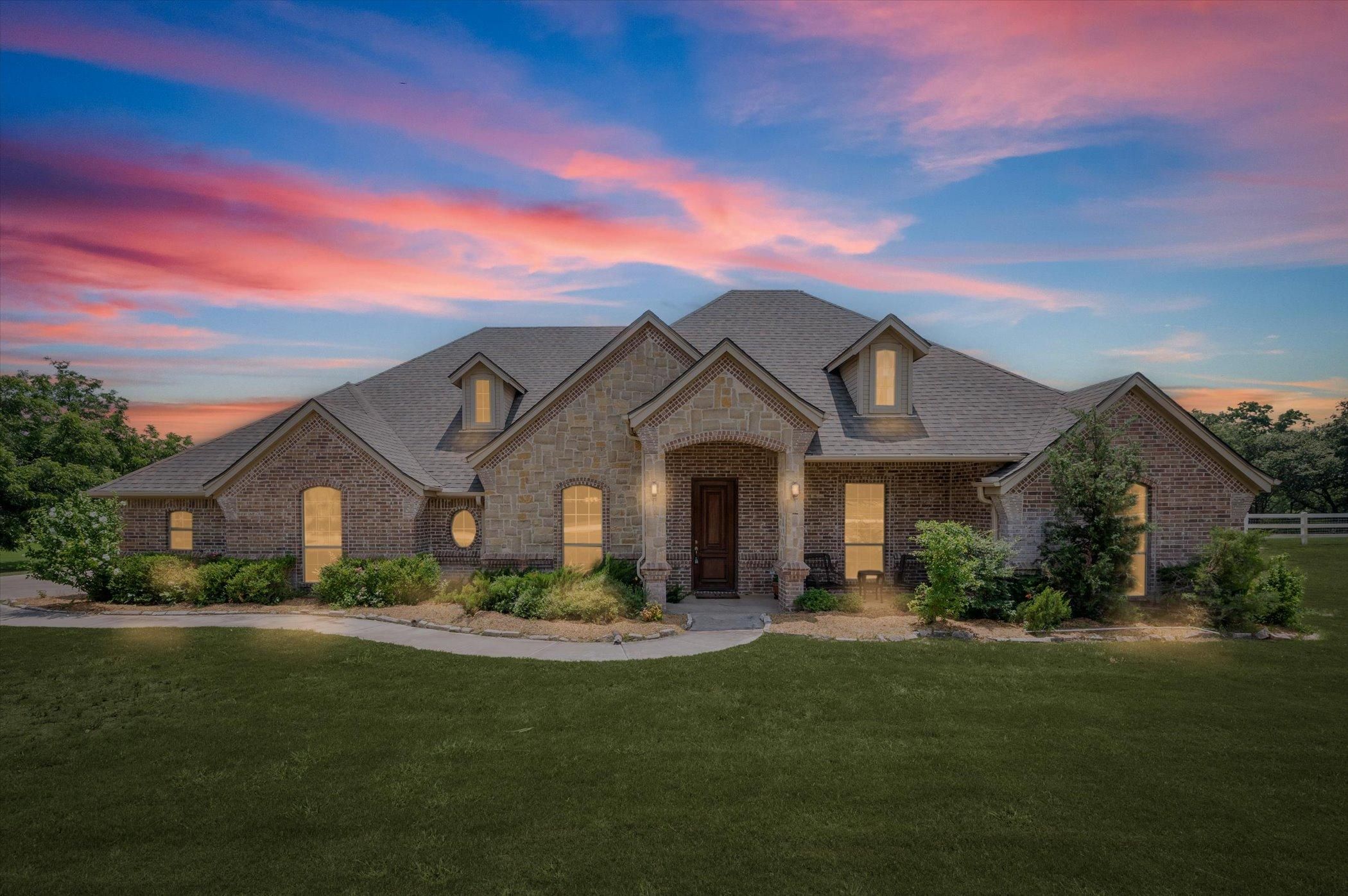 5809 Maple Valley Drive, Azle, TX 76020 | MLS: 20616334 | LandWatch