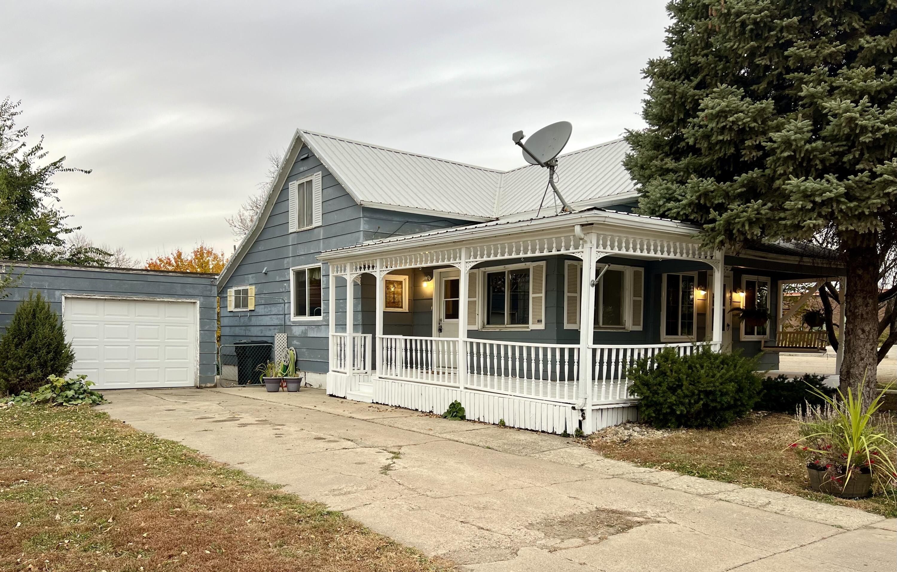 407 N Andrew Street, Roscoe, SD 57471 | MLS: 24-813 | LandWatch