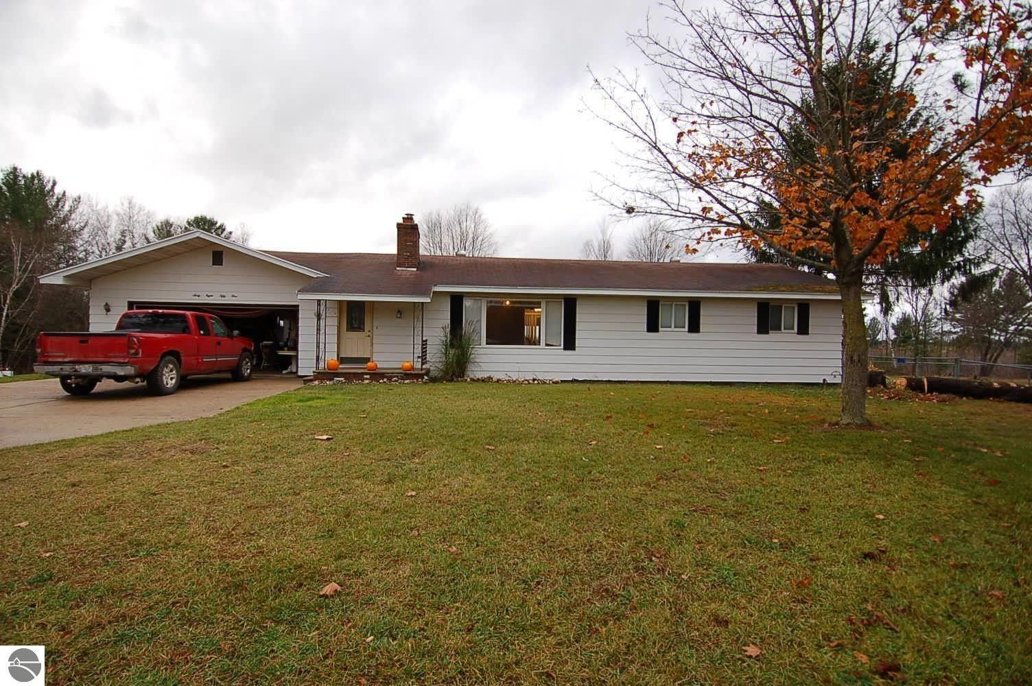 6851 N US-131, Manton, MI 49663 | MLS: 1928885 | LandWatch