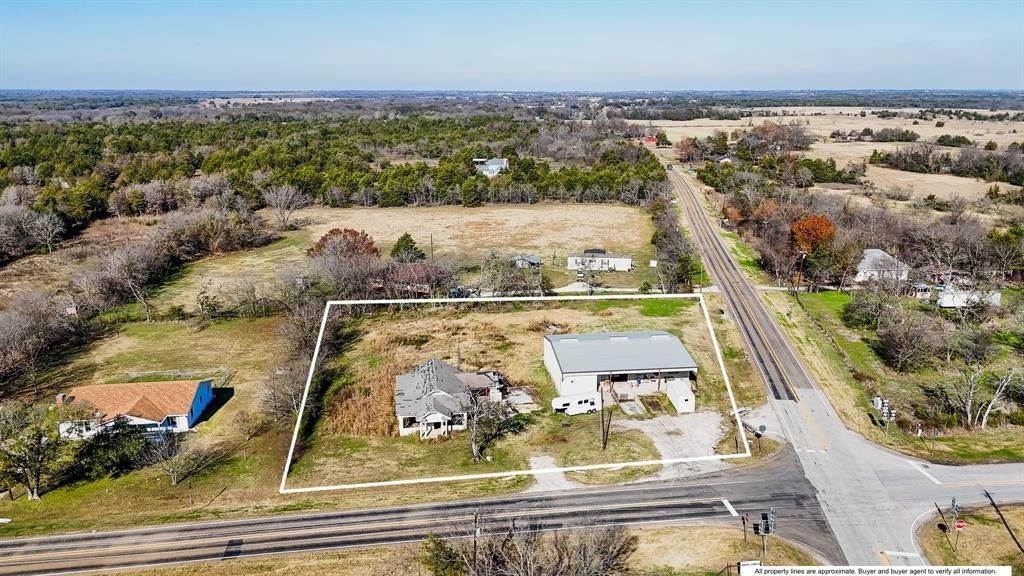 13332 W FM 744, Barry, TX 75102 | MLS: 20794664 | LandWatch