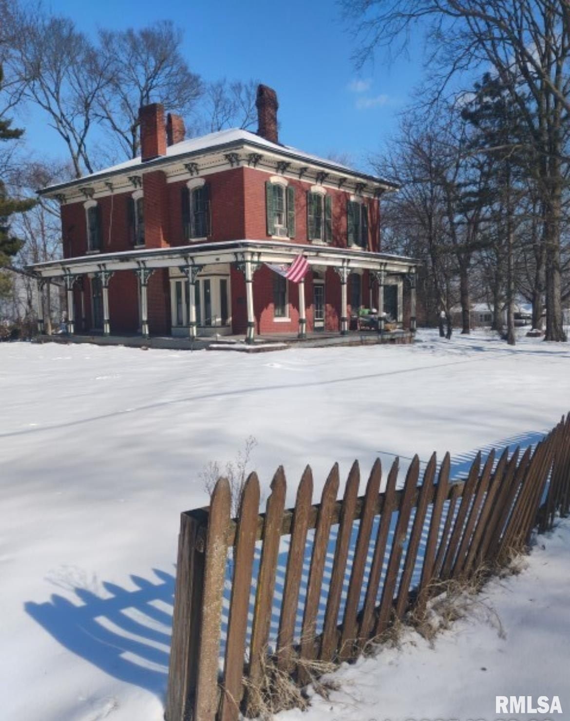 216 S WASHINGTON Street, Kinmundy, IL 62854 | MLS: EB456538 | LandWatch