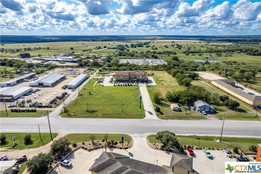 2019 Water Street, Gonzales, TX 78629 | MLS: 473763 | LandWatch