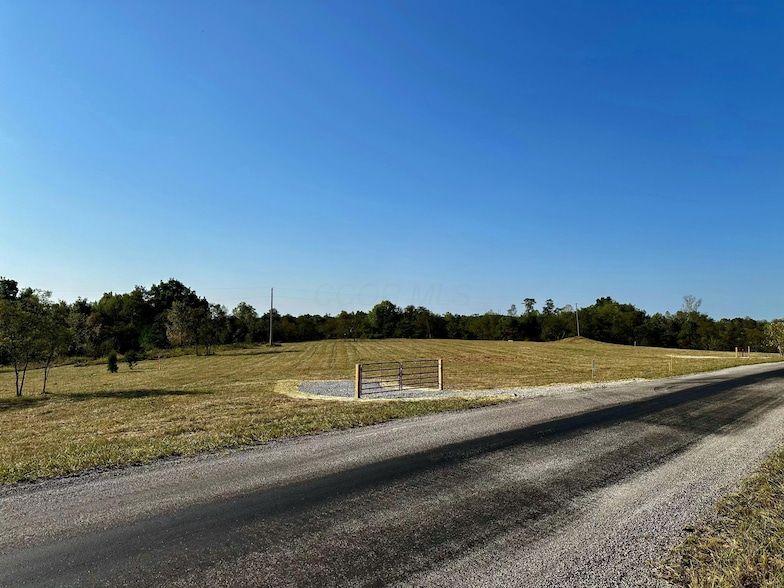 7426 Dutch Ridge Road (Tract 4 at Dutch Ri, New Straitsville, OH 43766 ...