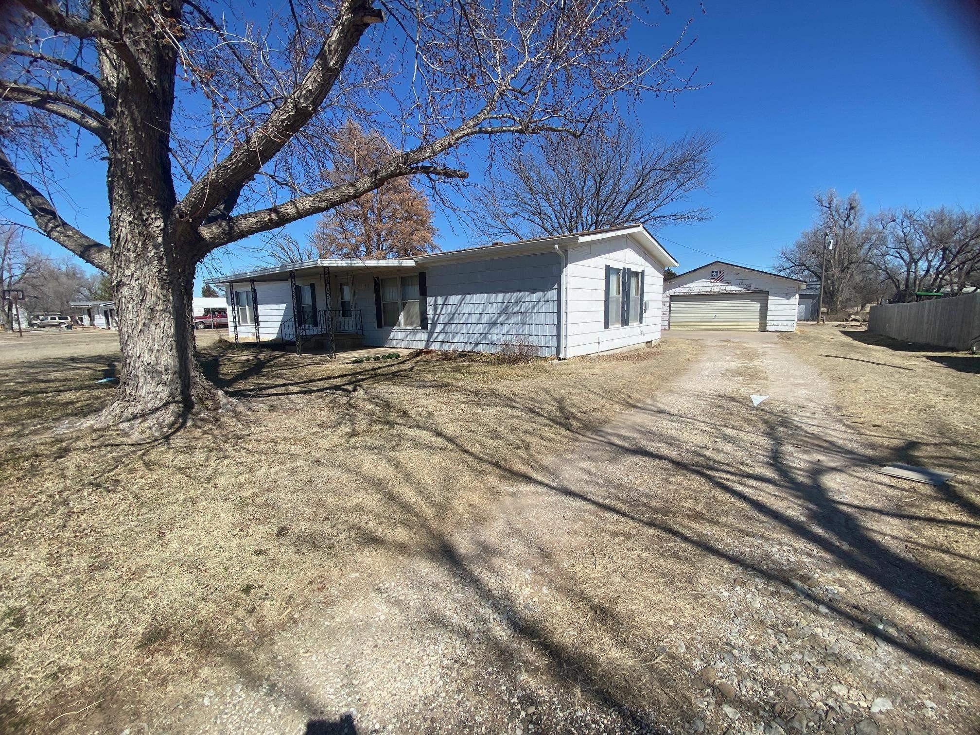 821 N West St, Saint John, KS 67576 | MLS: 204235 | LandWatch
