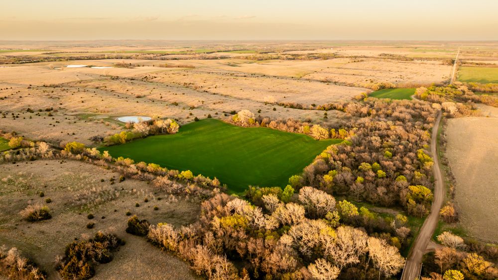 00000 Pioneer Road, Windom, KS 67491 | MLS: McPherson 160 | LandWatch