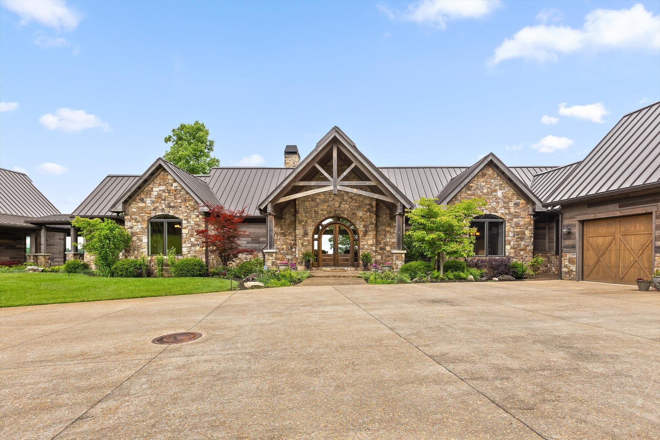 6835 Jasper Highlands Boulevard, Jasper, TN 37347 | MLS: 1512406 ...