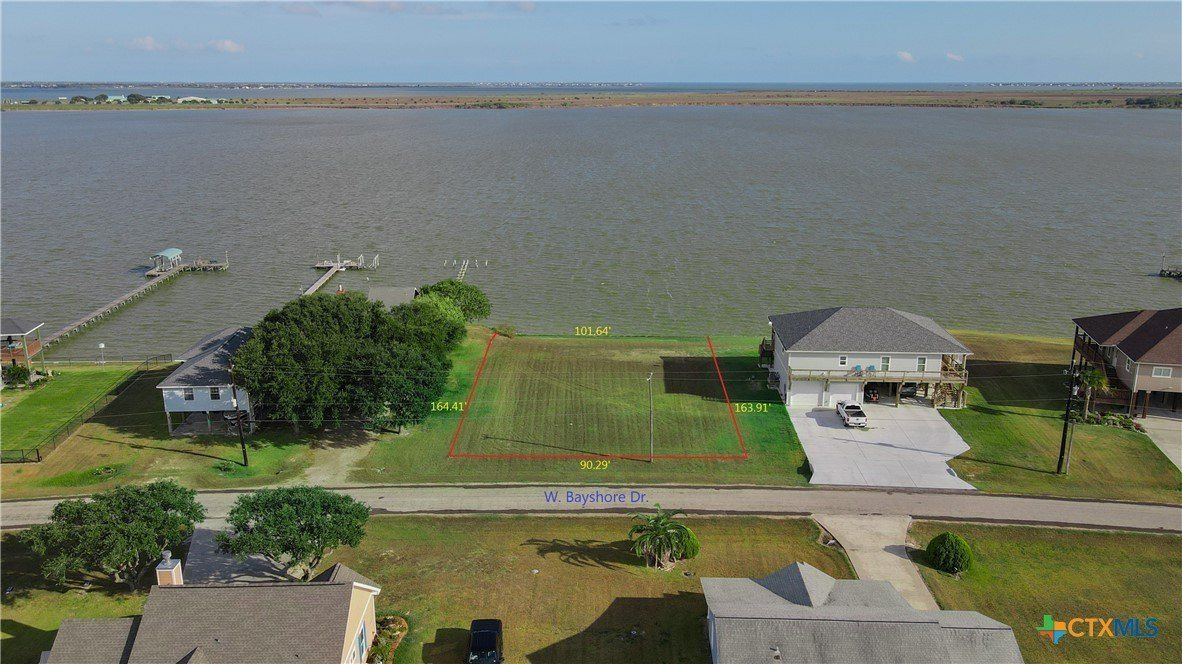 1664 W Bayshore Drive, Palacios, TX 77465 | MLS: 580354 | LandWatch