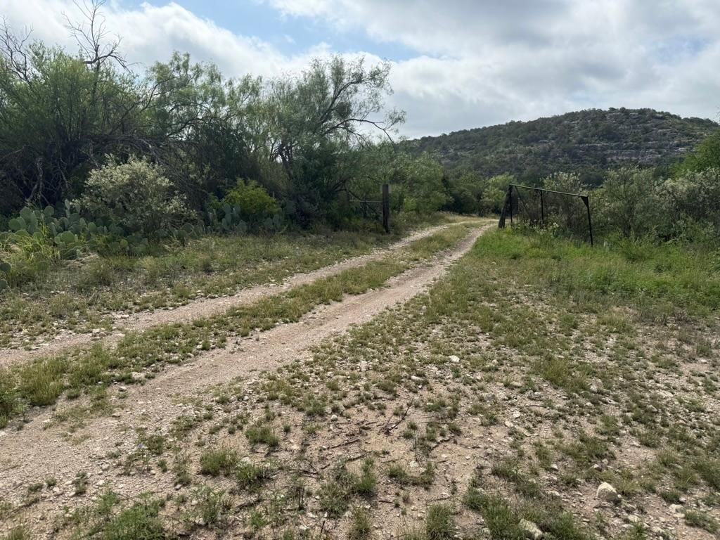 Murray Ranch Road, Rocksprings, TX 78880 | MLS: 1875258 | LandWatch