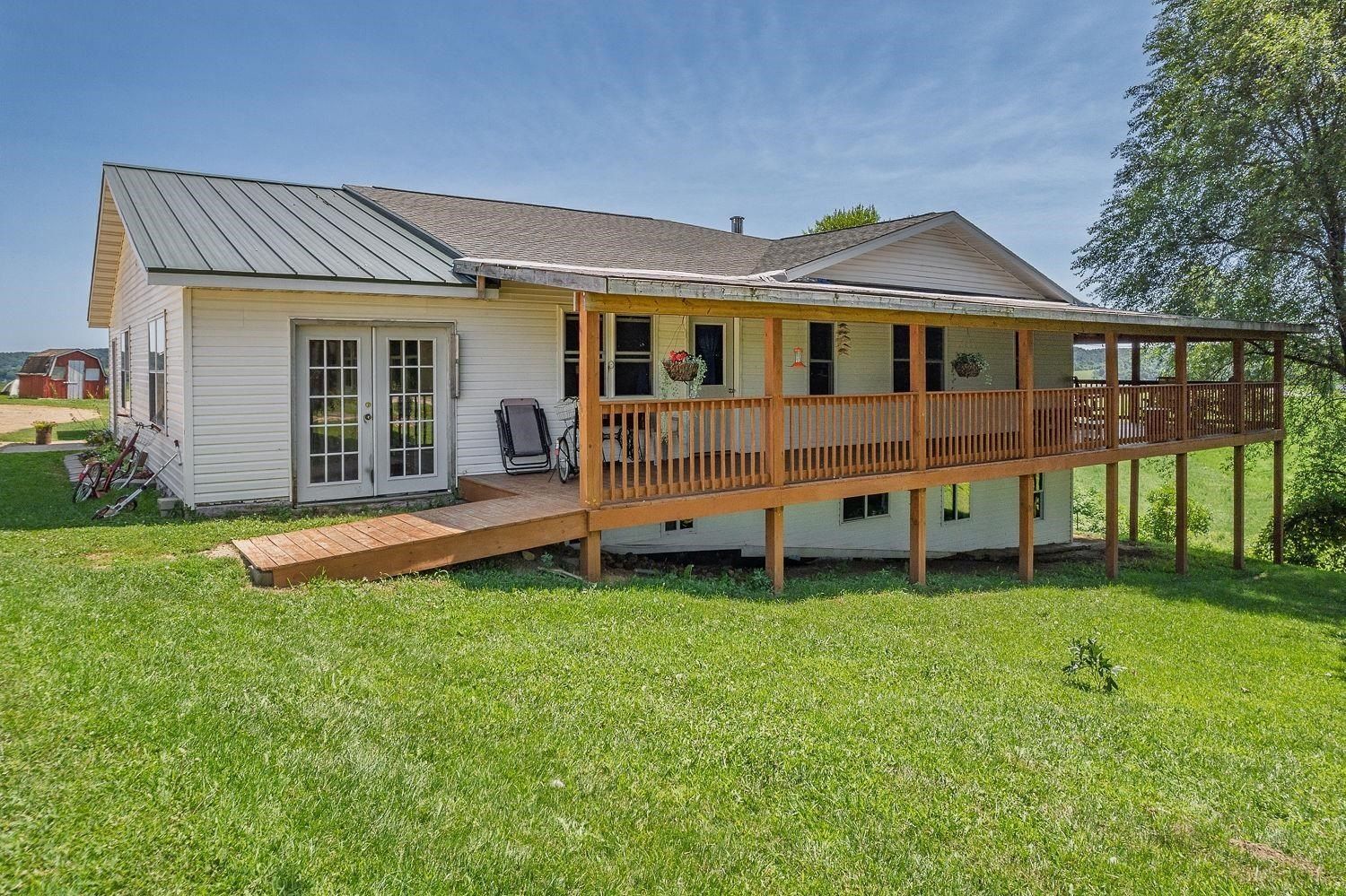 11523 Klang Drive, Cazenovia, WI 53924 | MLS: 2005863 | LandWatch