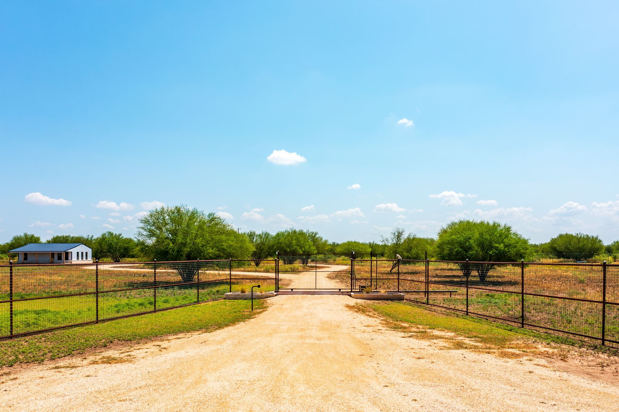 3099 County Road 305, Knippa, TX 78870 | LandWatch