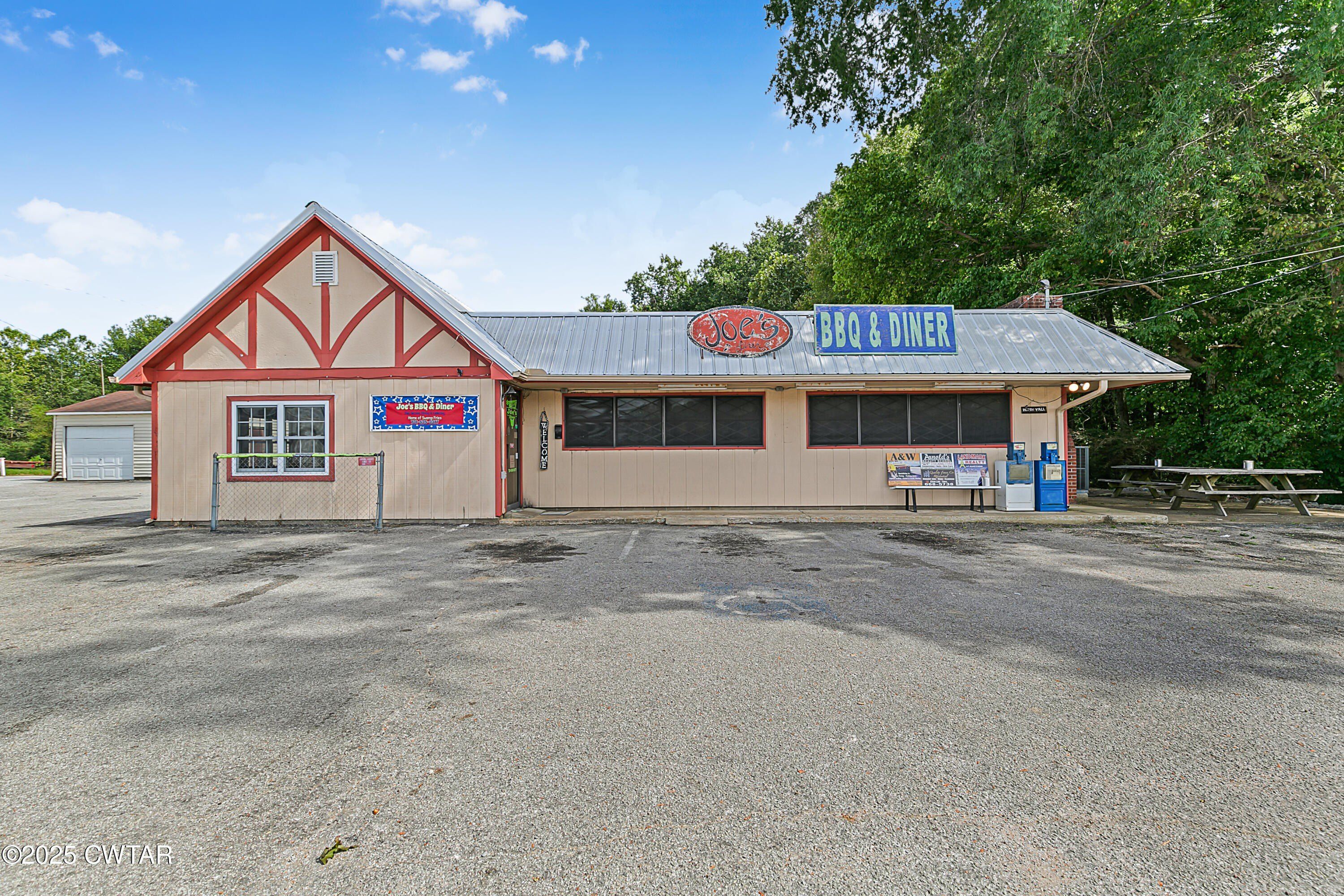 19190 W Main Street W, Huntingdon, TN 38344 | MLS: 2505042 | LandWatch