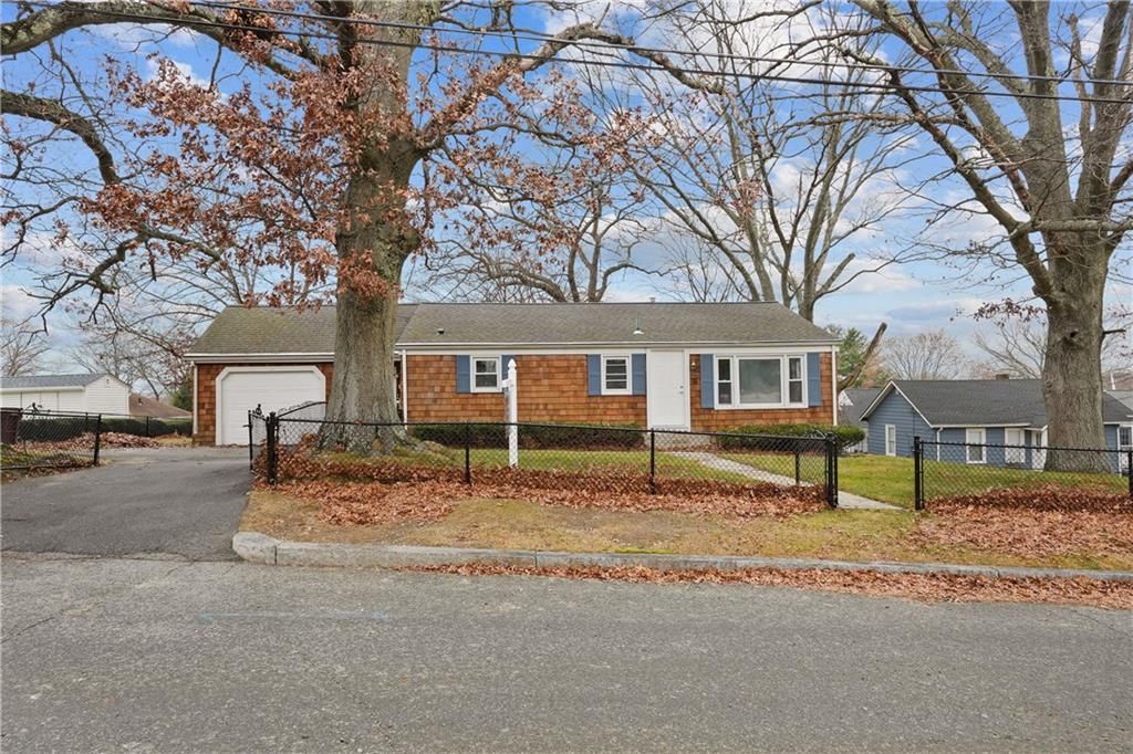 237 Saint Louis, Woonsocket, RI 02895 | MLS: 1373762 | LandWatch