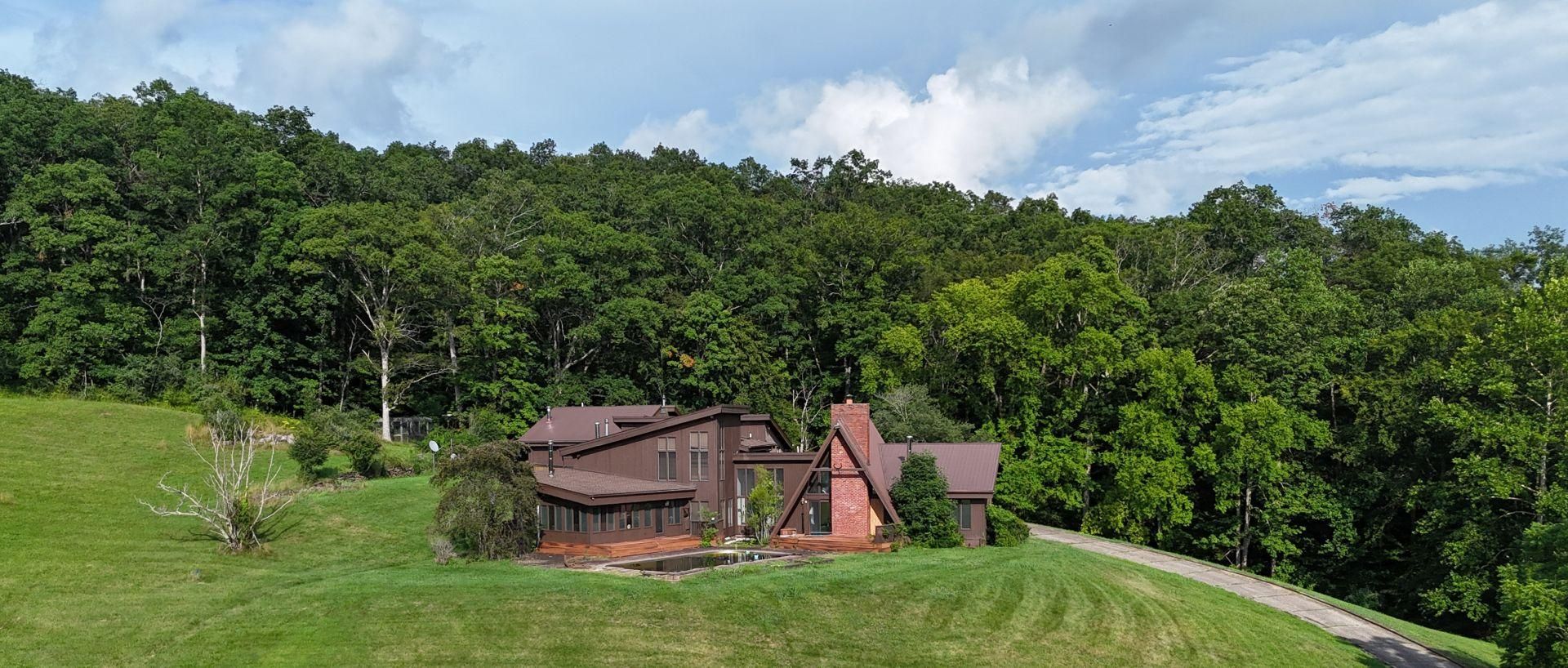 2315 State Route 34 South, Hurricane, WV 25526 | MLS: WALKER HOME 5 ...