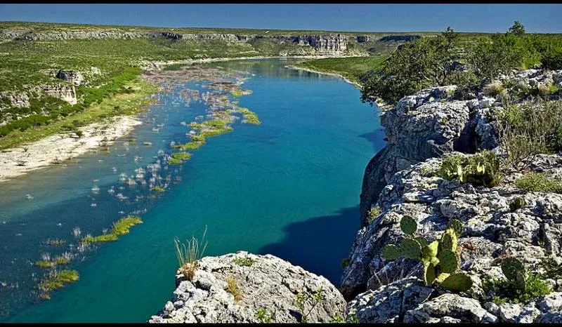 Del Rio, TX Riverfront Properties for Sale - Del Rio, TX River Cabins ...