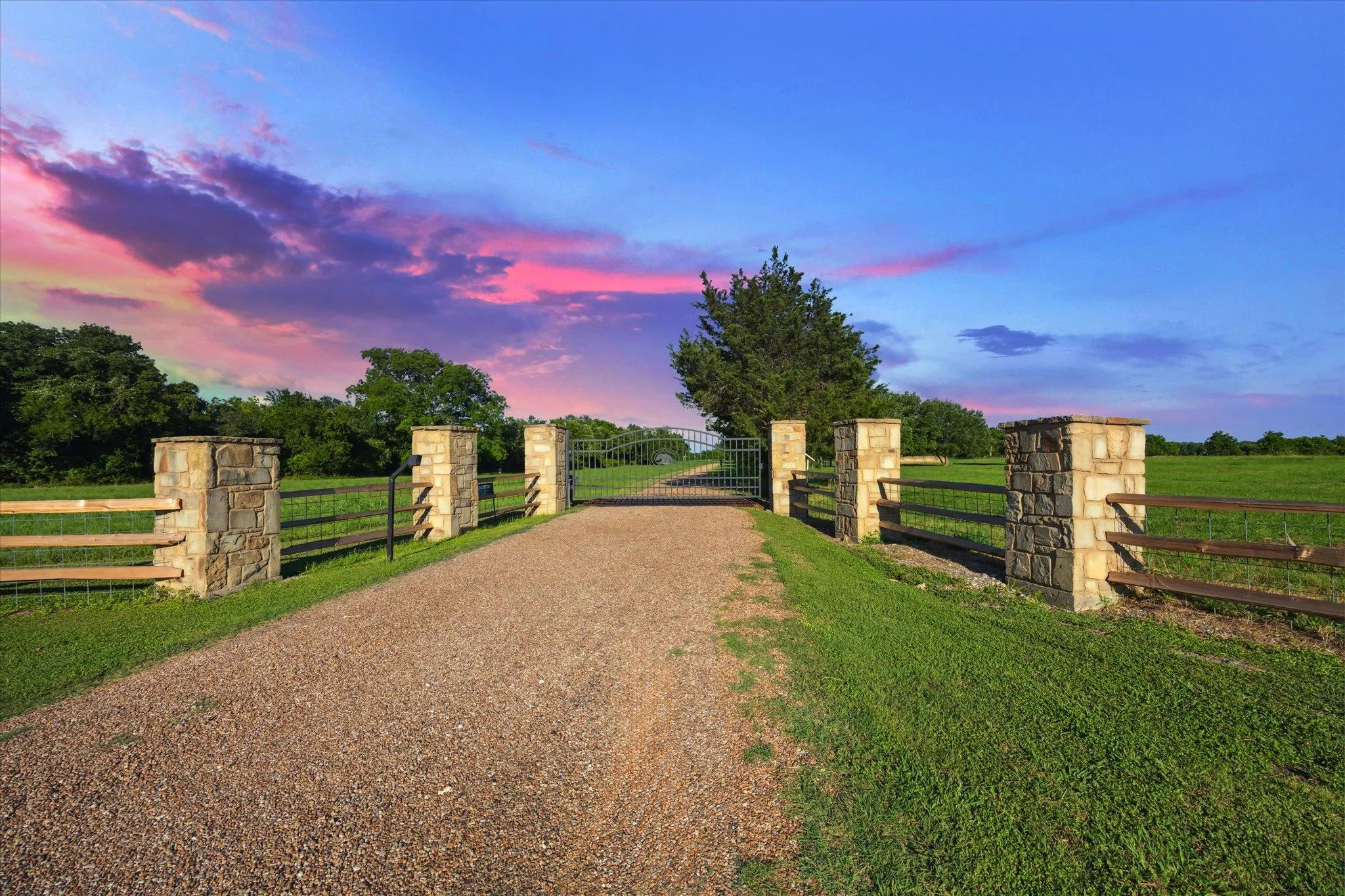 Page 4 - Texas Farms and Ranches for Sale - 7,741 Listings | LandWatch