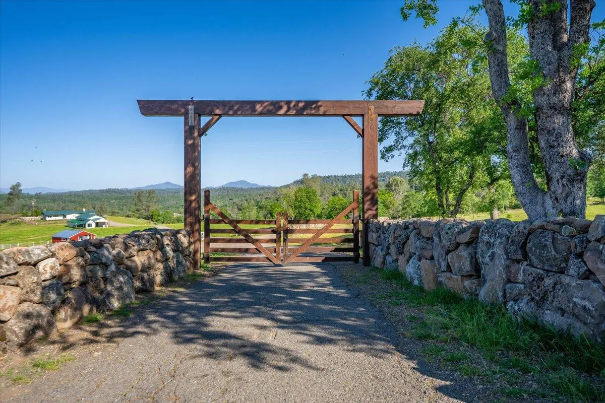 Shasta County, CA Farms and Ranches for Sale, Farms and Ranches for ...