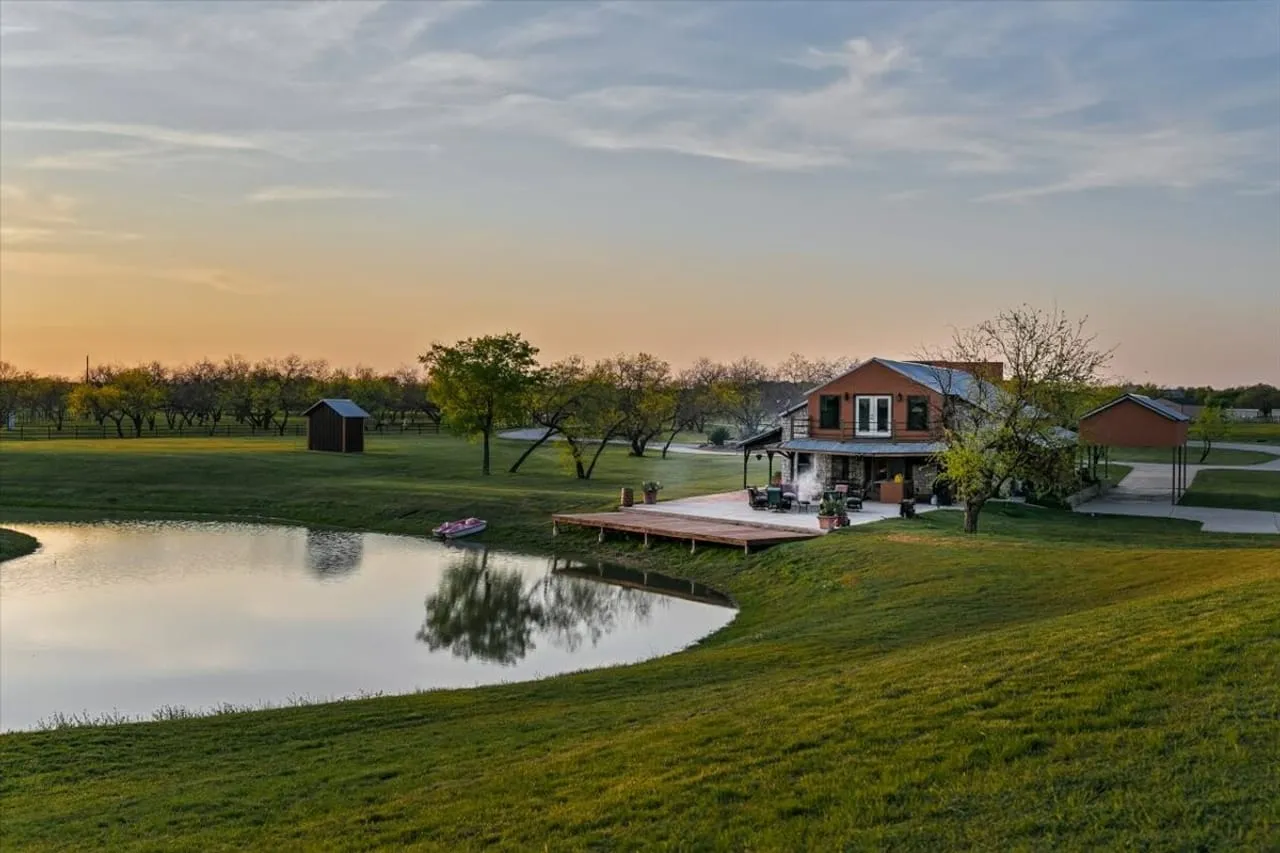 Dallas Prairie Region, TX Land for Sale between 51 and 100 Acres - 227 ...