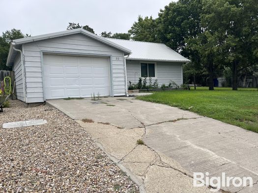 212 School Street, Martin, SD 57551 | LandWatch